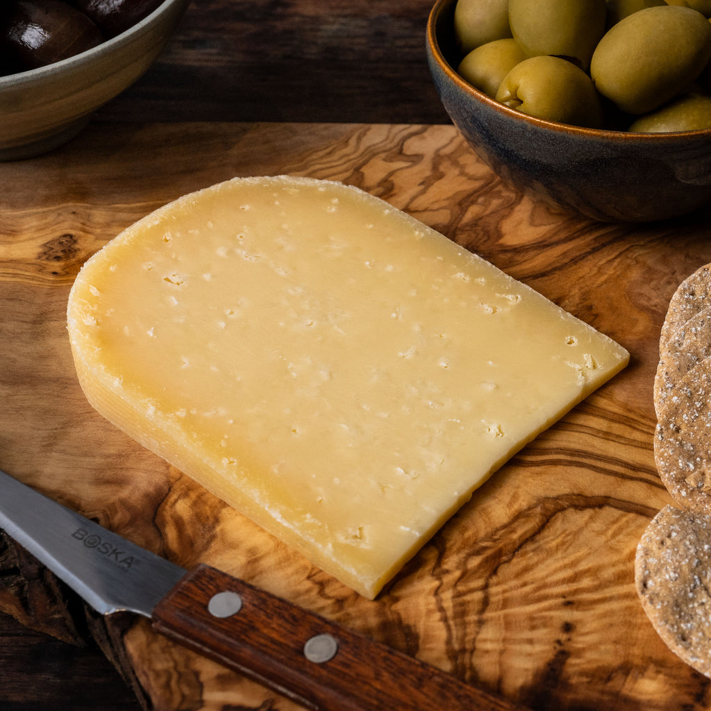 Old Winchester Aged Gouda/Parmesan/Cheddar Cheese – George & Joseph