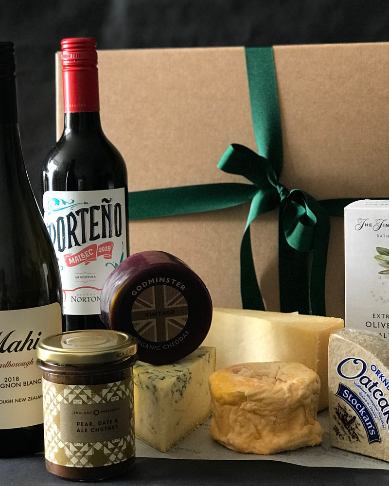 Food and Drink Luxury Hampers To Suit All Budgets – George & Joseph